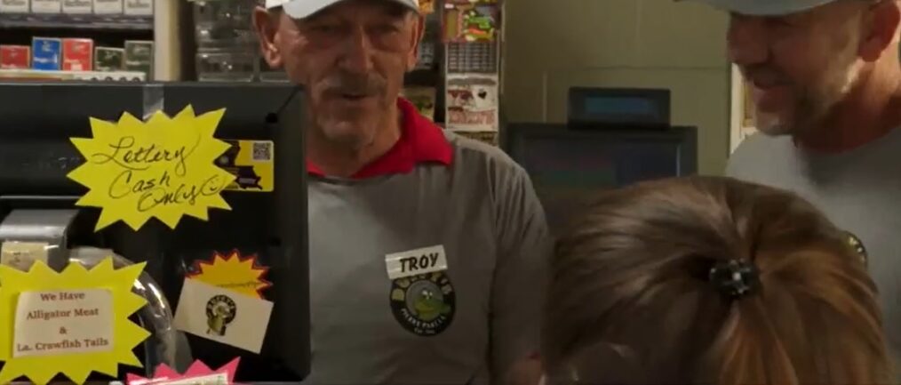 ‘Swamp People’: Troy Landry & Son Jacob Raise Gator Catching Stakes ...