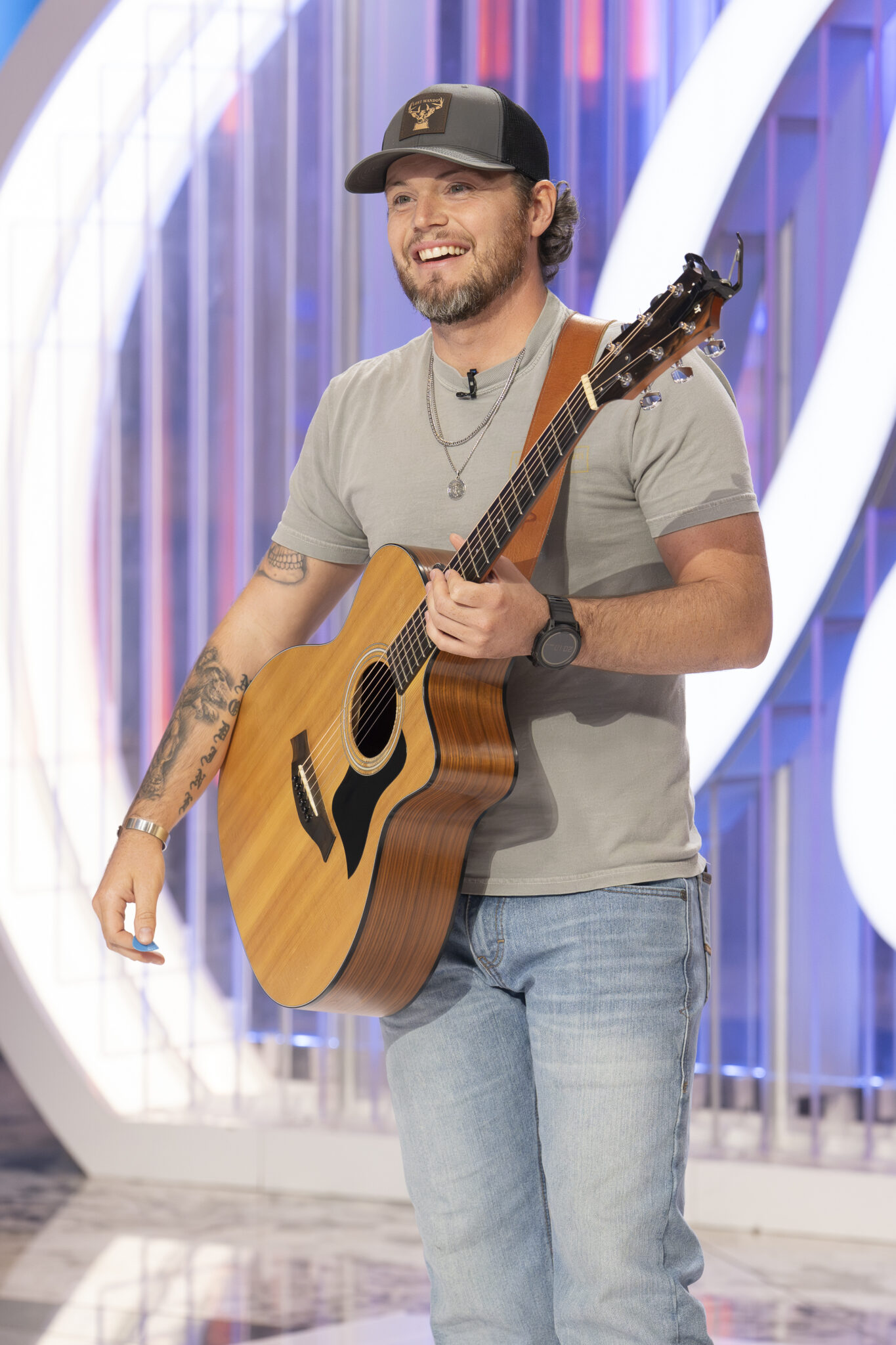 'American Idol' 2026 Premiere Recap: Carrie Underwood Cries Over Khloe ...